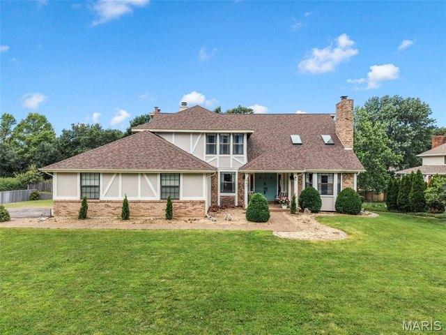 440 Meramec Way, Saint Charles, MO 63303