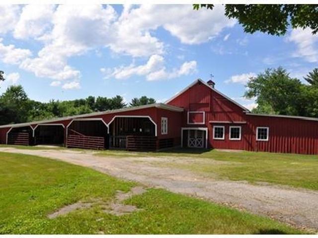 440 N Woodstock Rd, Southbridge, MA 01550
