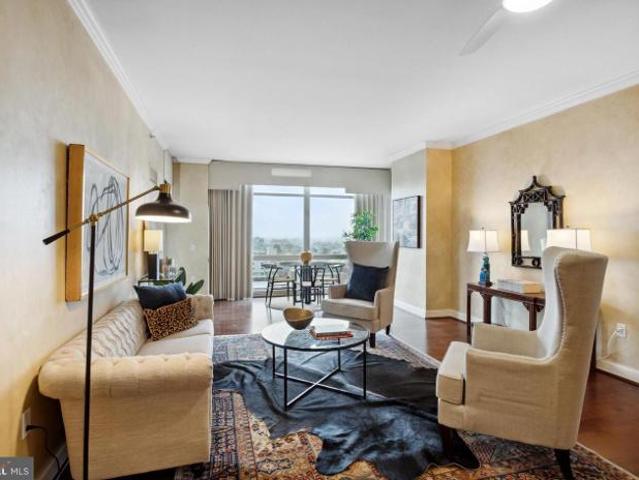 440 S Broad St #1106, Philadelphia, PA 19146