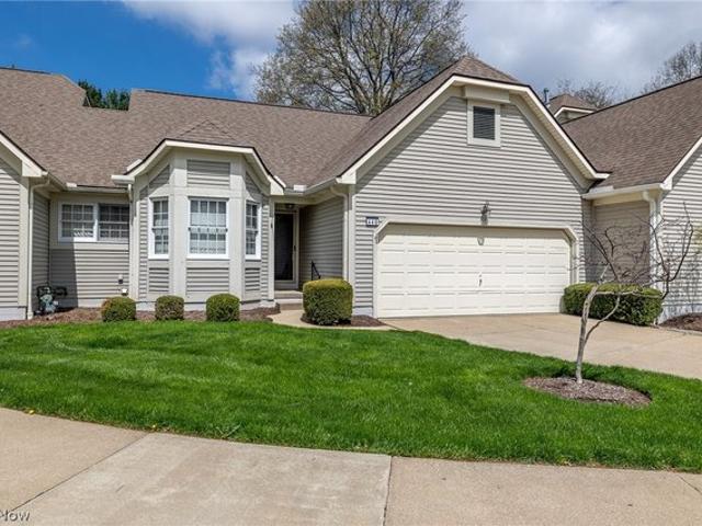 440 Shannon Dr, Wadsworth, OH 44281