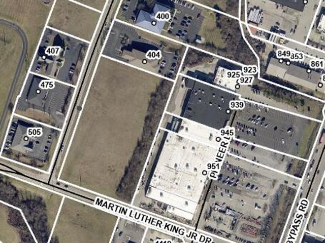440 Shoppers Drive