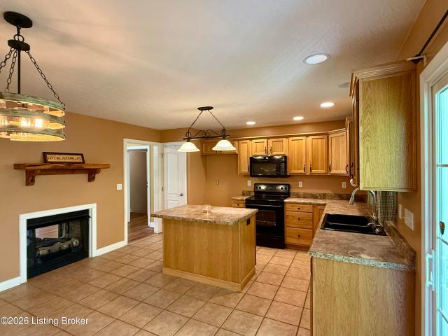 440 Stoney Ln