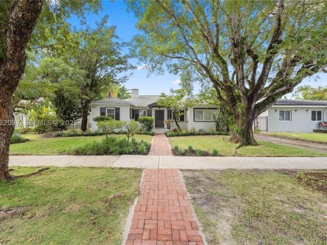 440 SW 29th Rd, Miami, FL 33129