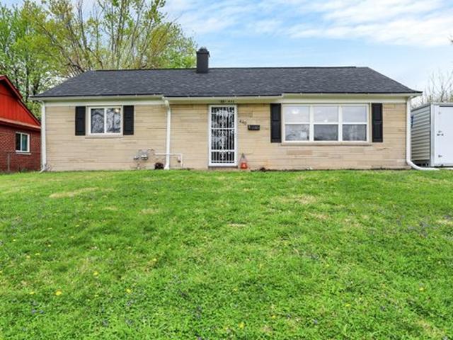 440 Park Dr, Greenwood, IN 46143