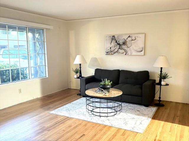 440 W 7th St, Gilroy, CA 95020 | Compass