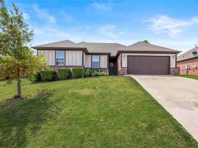440 Trieste Dr, Centerton, AR 72719
