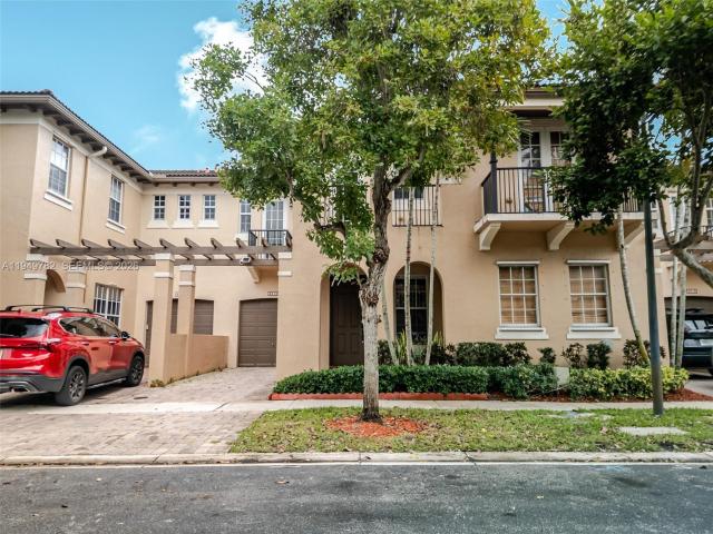 4414 Morgan Ln, Davie, FL 33328 | MLS #A12004 | Compass
