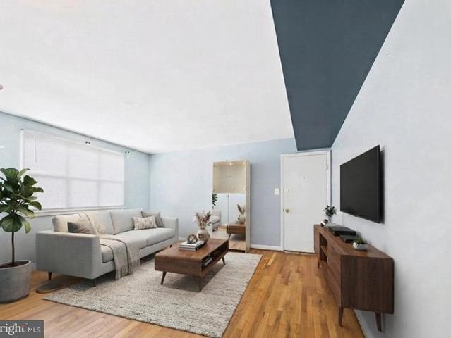 4414 Falls Bridge Dr Apt D, Baltimore, MD 21211
