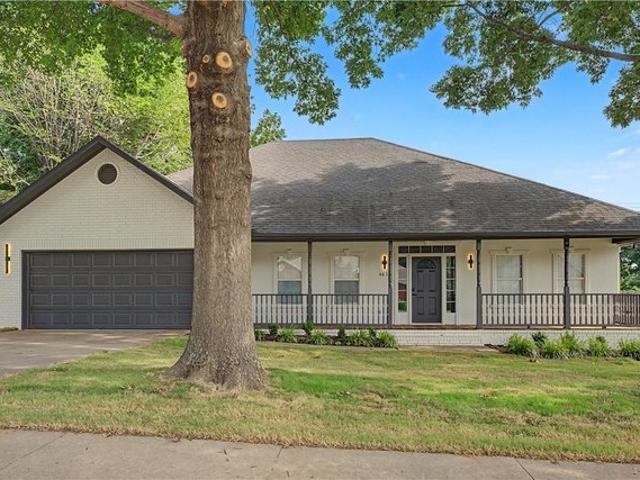 4414 W New Bridge Rd, Fayetteville, AR 72704