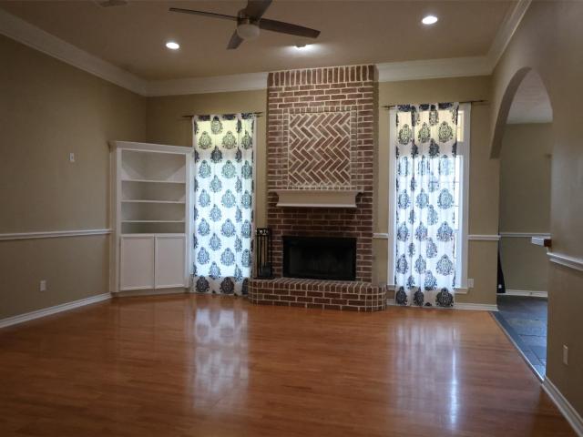 4414 Woodland Ridge Drive