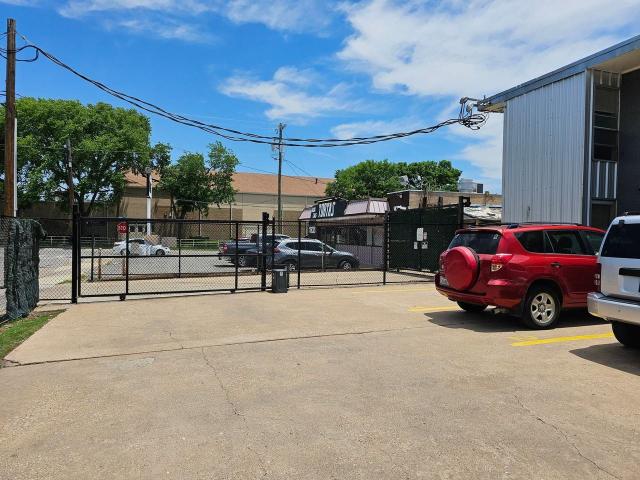 4414 Worth Street 1 Bedroom Apartment for Rent at 4414 Worth St, Dallas, TX 75246 Peak's