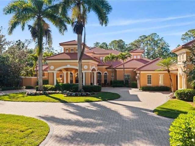 4415 Club Estates Dr, Naples, FL 34112