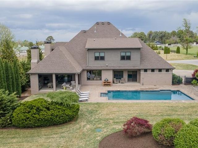 4415 E Mint Blvd, Fayetteville, AR 72703
