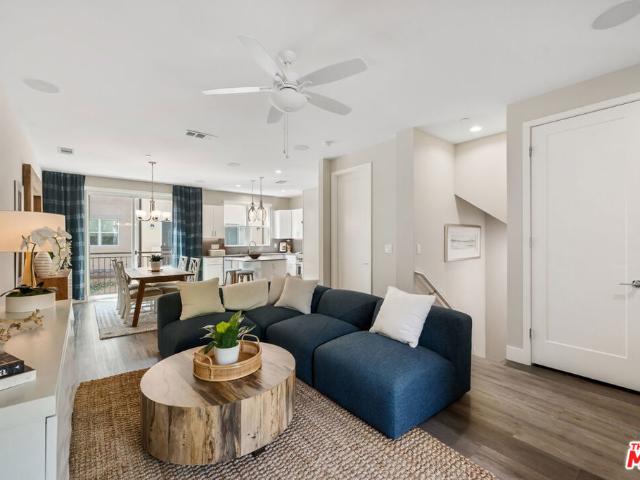 4415 Paxton Place