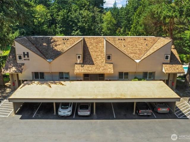 4415 th Ave NE Apt H2, Bellevue, WA 98007