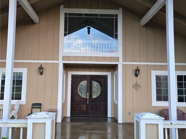 4415 Woods Lane