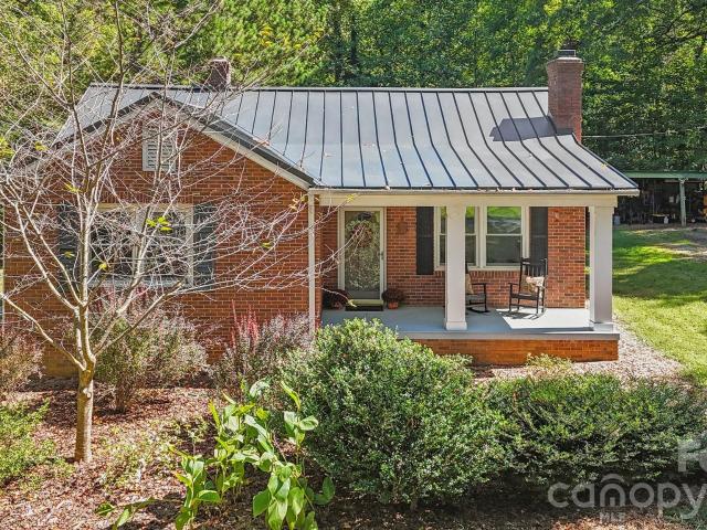 4416 McClure Rd, Charlotte, NC 28216 | Compass