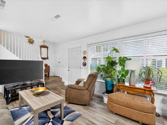 4416 Comanche Way