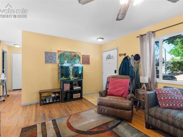 4416 E San Miguel Street