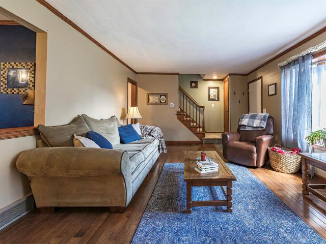 4416 woodbine terrace