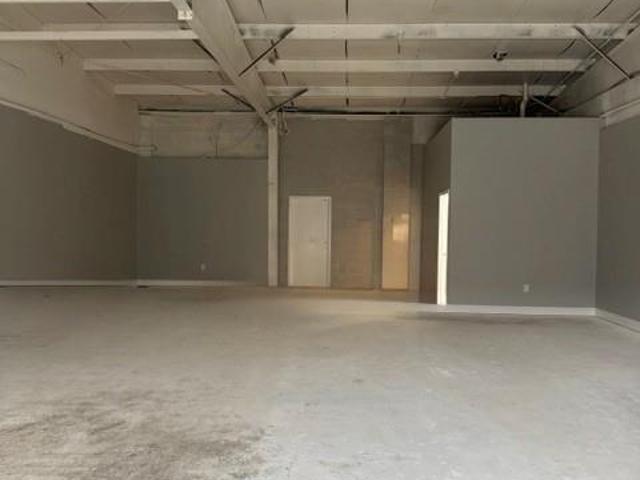 4417 N I 10 Service Rd W Road