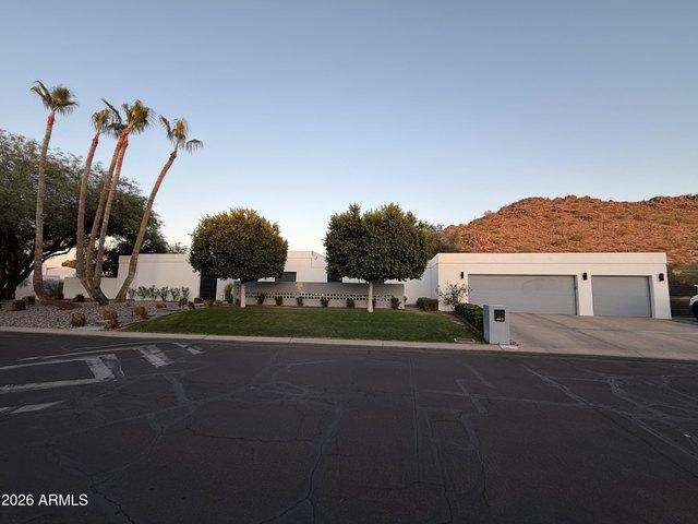 4417 E Mountain View Rd, Phoenix, AZ 85028