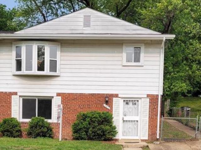 4417 Lyons St, Temple Hills, MD 20748