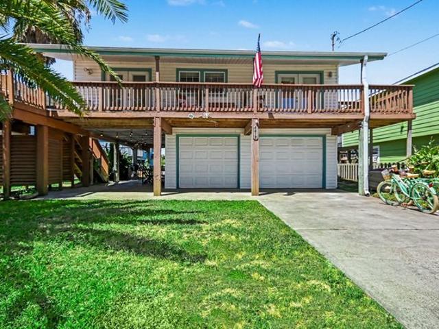 4417 Pelican Rd, Galveston, TX 77554