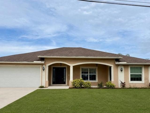 4417 SW Baturro St, Port Saint Lucie, FL 34953