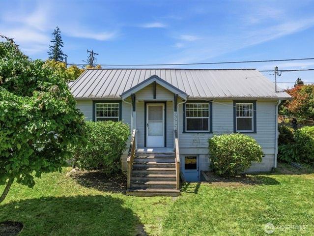 4417 Seahurst Ave, Everett, WA 98203