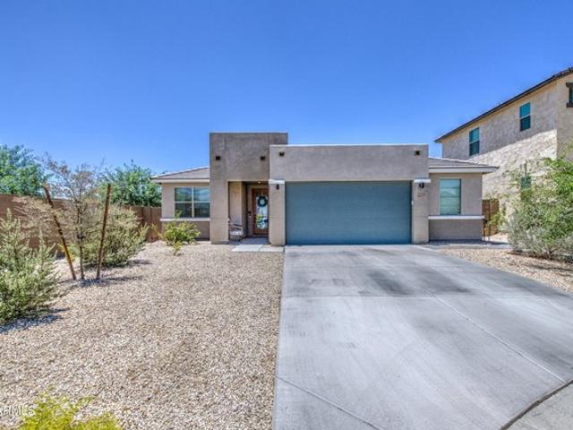 4417 W Charlie Dr, San Tan Valley, AZ 85144