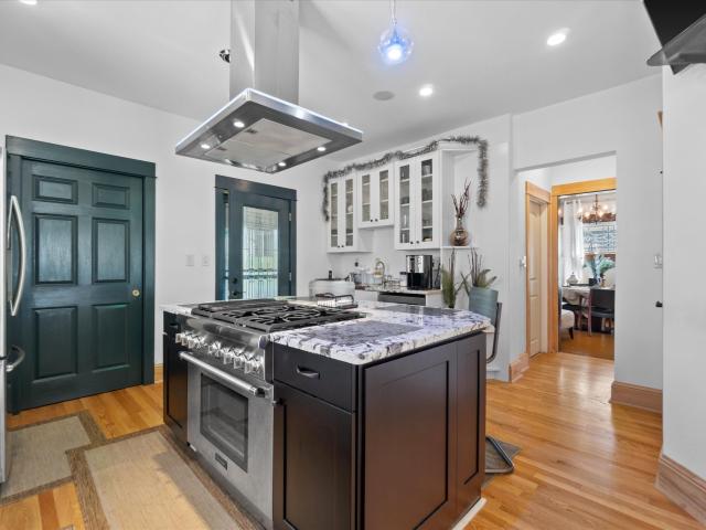 4417 7th Ave