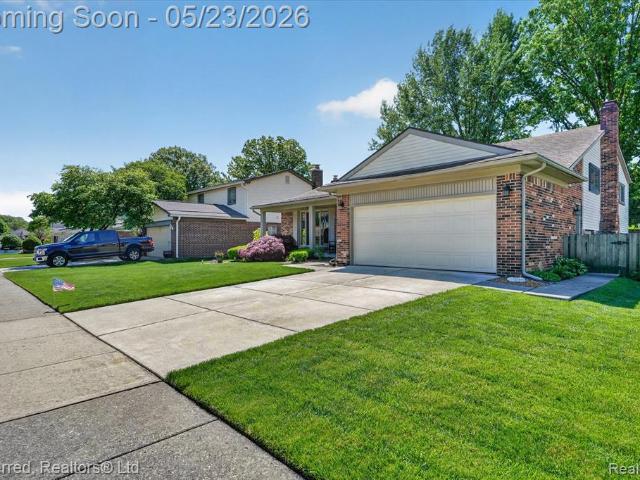 44181 Cranberry Drive