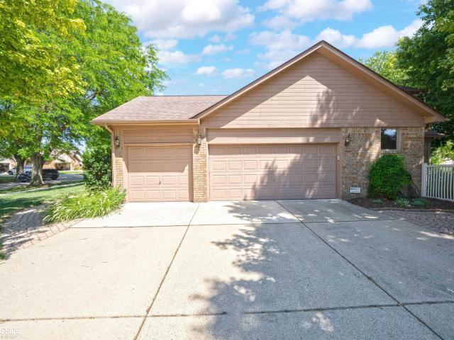 4418 Bayleaf Drive