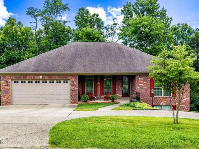 4418 Deepwood Dr, Louisville, KY 40241