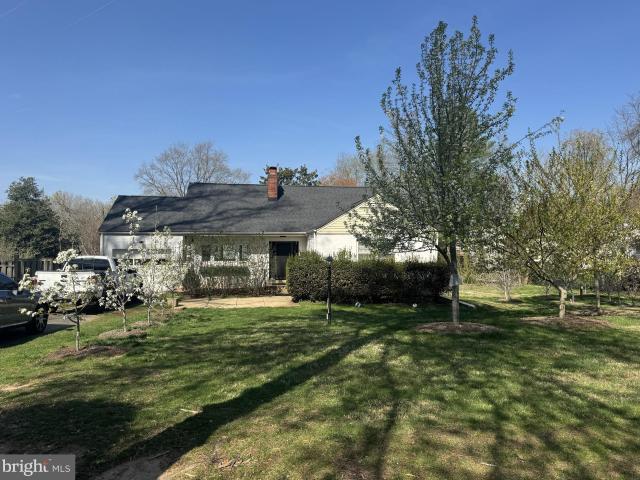 4418 Gilbertson Rd, Fairfax, VA 22032 | MLS #VAFX2298 | Compass