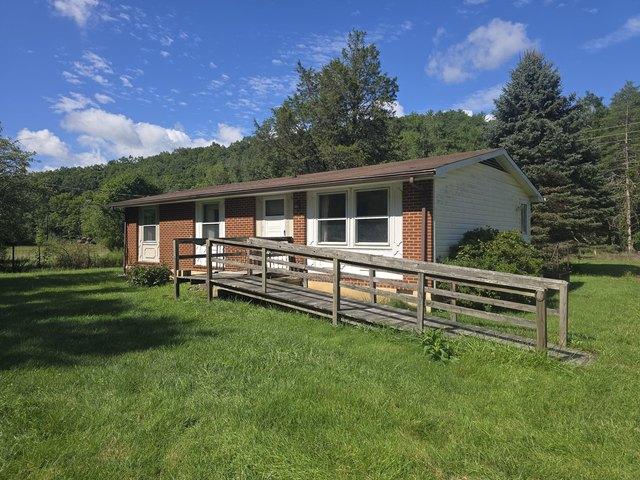 4418 Indian Draft Rd, Covington, VA 24426