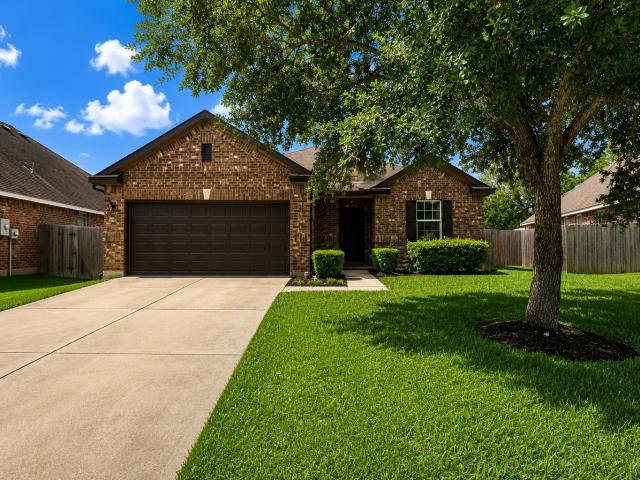 4418 Legends Bay Drive