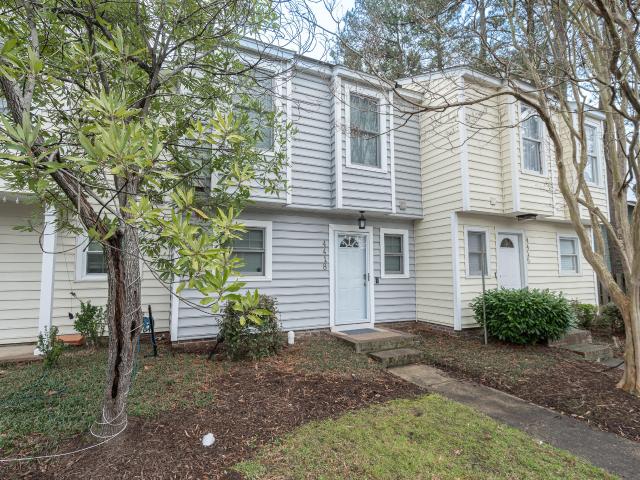 4418 Roller Court