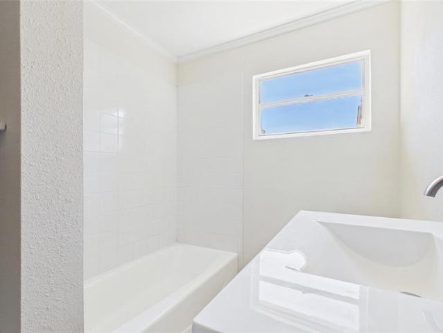 4418 W Fairview Heights, Tampa, FL 33616 | MLS #TB8480