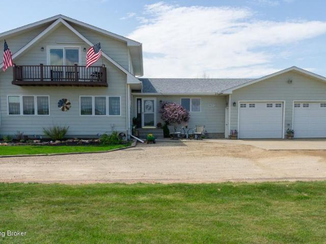 4419 nd Ave SW, South Heart, ND