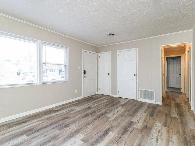 4419 June Ave, Saint Louis, MO 63121