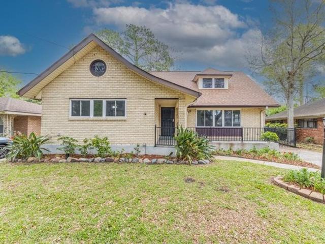 4419 Knight Dr, New Orleans, LA 70127