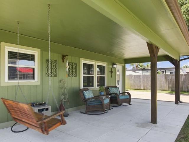 4410 Morrow St, Freeport, TX 77541