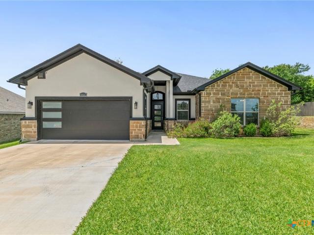 4410 AUSTIN Circle