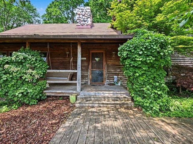 4410 Earhart Rd, Ann Arbor, MI 48105