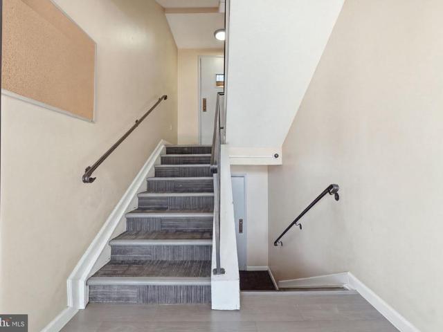 4410 J Groombridge Way # 29/10J