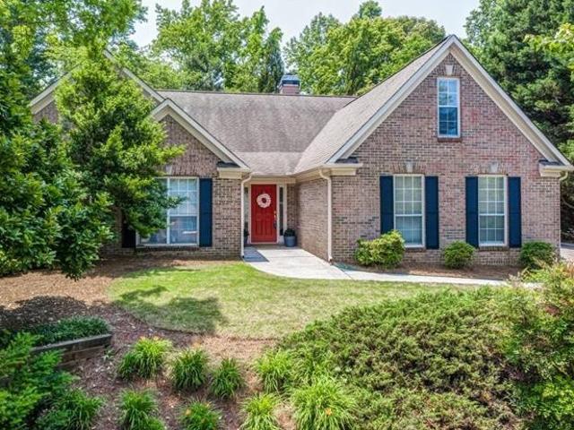4410 Signal Ridge Ct, Buford, GA 30518