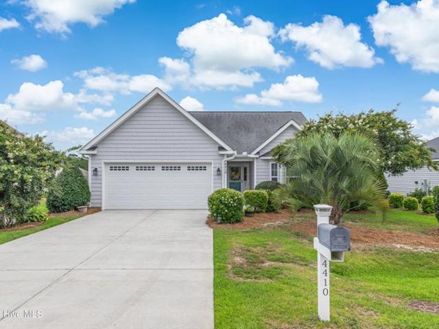 4410 Southern Pine Dr SE, Southport, NC 28461