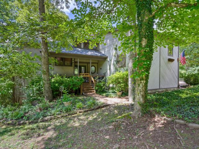 4410 Tanglewood Rd